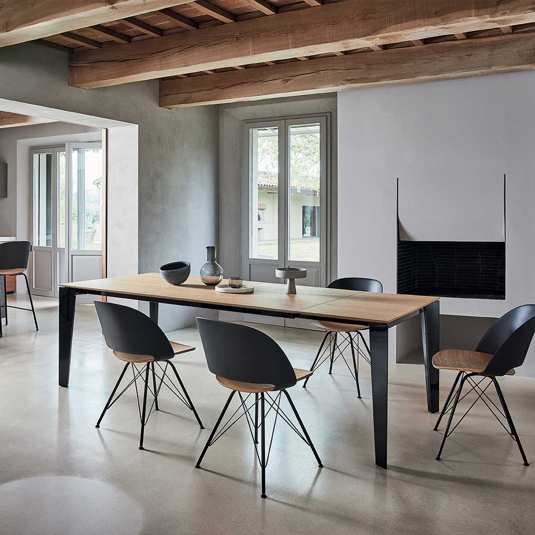 Bontempi Cruz Dining Table | Luxury Furniture | Oliver Matthews